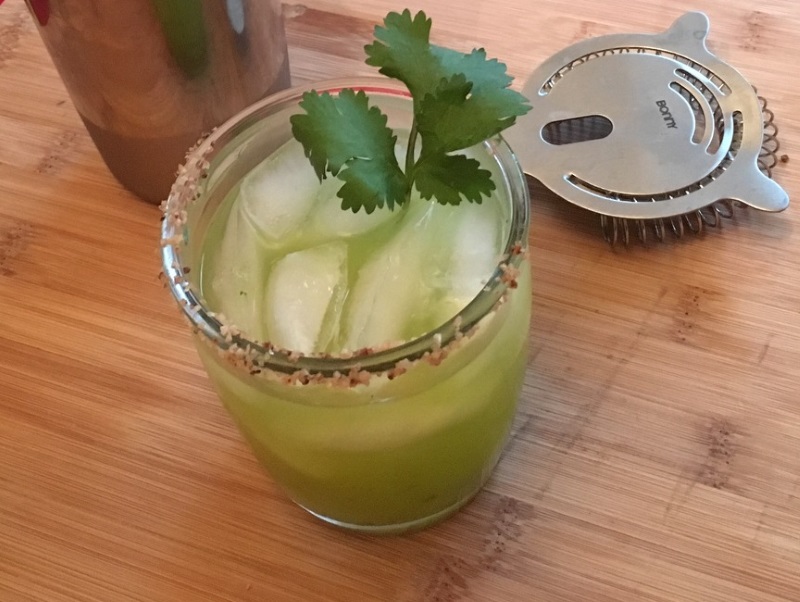 Pineapple, Cilantro & smoked serrano salt cocktail - Tonguespank Spice ...